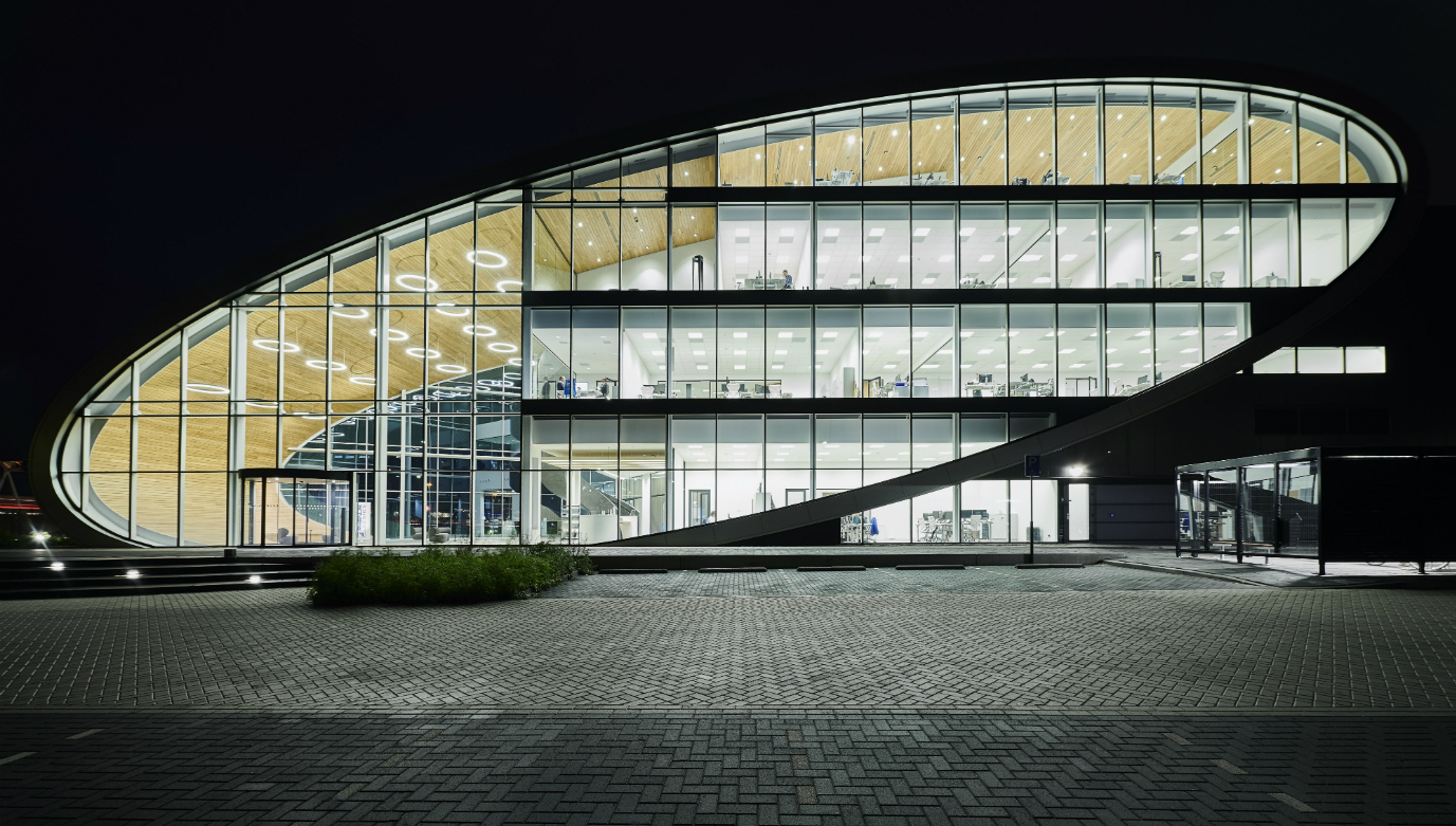 BBC News visits Rhenus Contract Logistics Tilburg - Dokvast